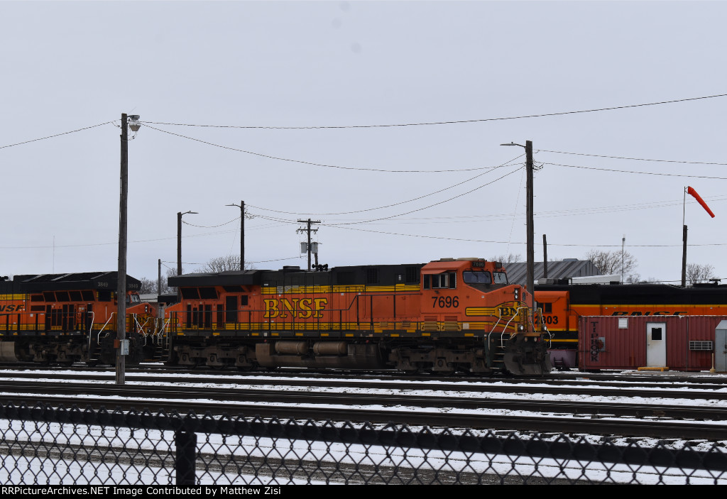 BNSF 7696
